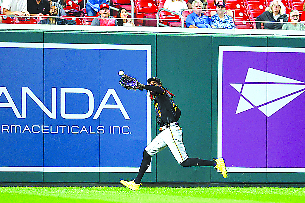 Wood throws out potential tying run at the plate as Nationals edge ...